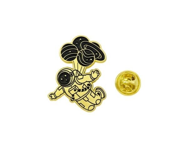 Astronaut Space Enamel Pin – Outer Space Astronaut Lapel Pin | Finox